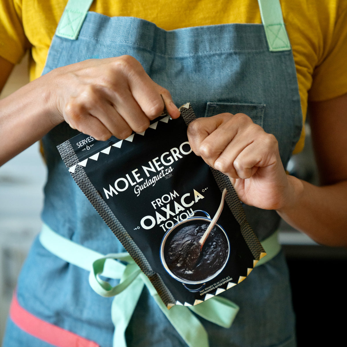 Mole Negro 16 oz | Make Black Mole At Home | Guelaguetza Store